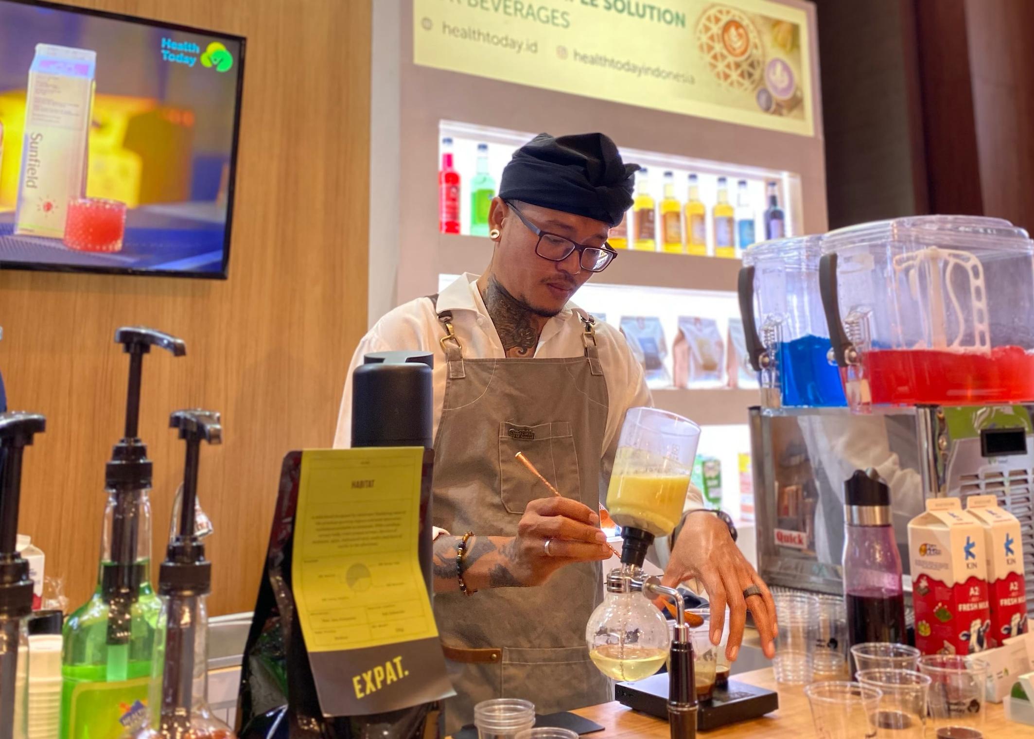 Yande from Expat Roaster's Bar Take Over at FHT Bali 2022 - Health ...